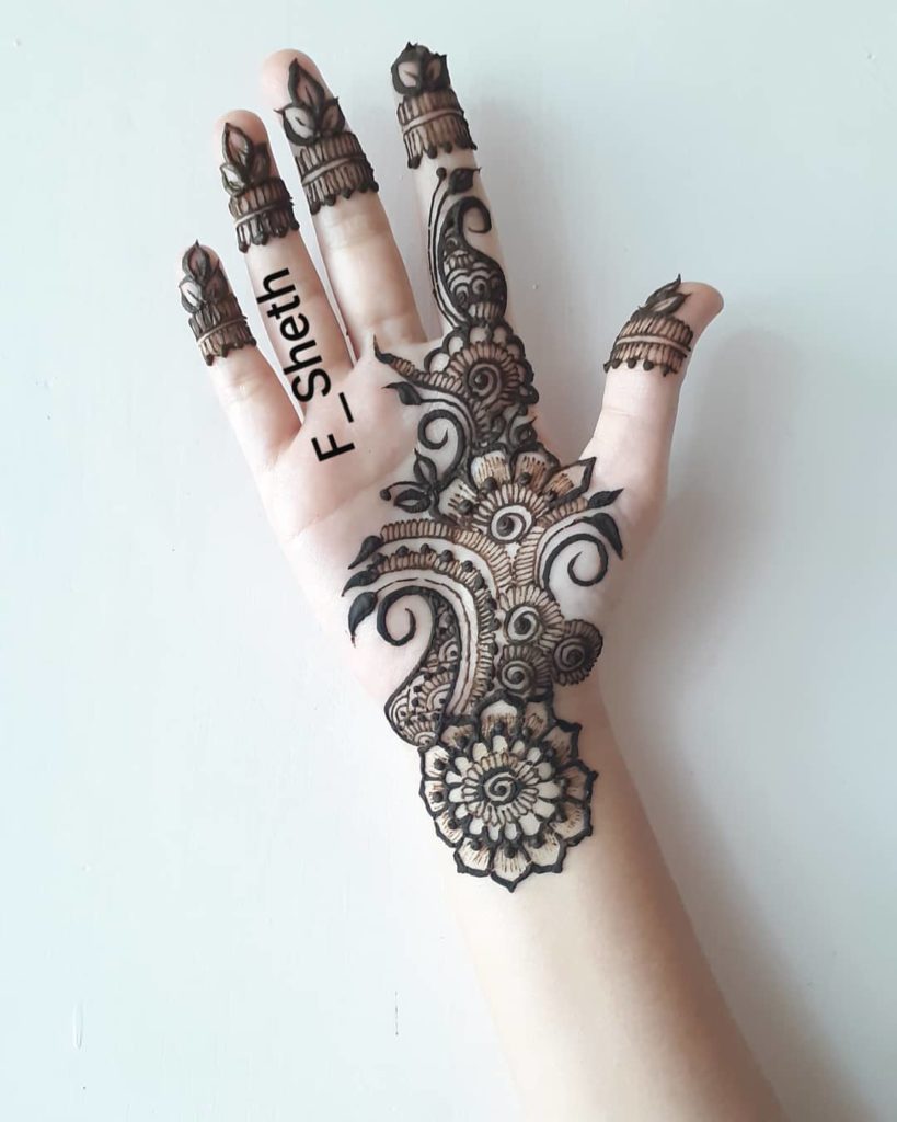 Mehndi Designs for Front Hand in Arabic Style - K4 Fashion