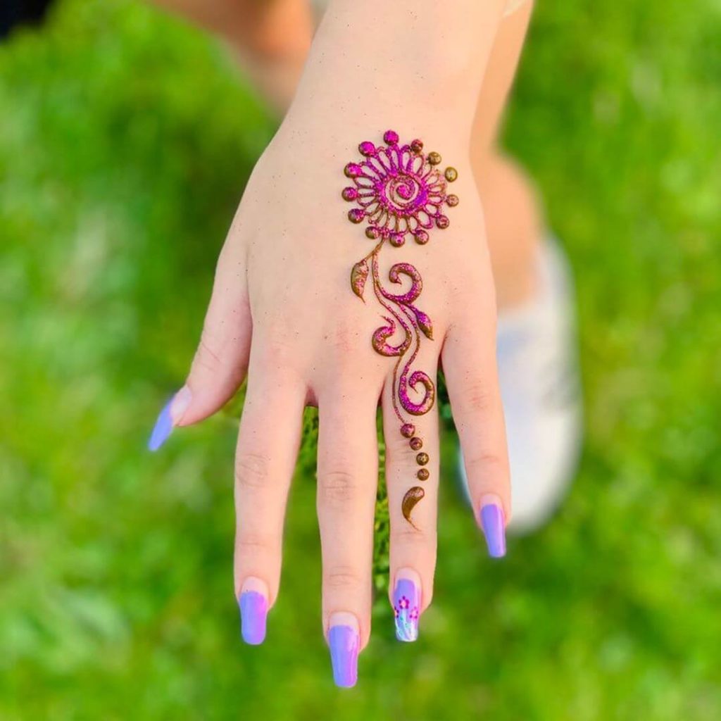 50 Simple One Finger Mehndi Designs - K4 Fashion