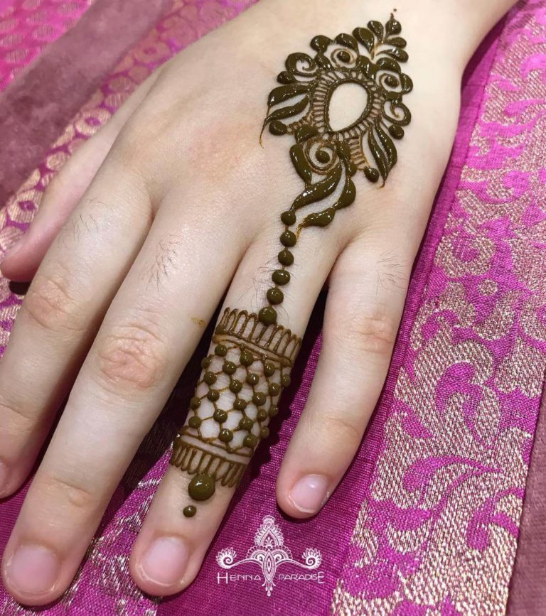 50 Simple One Finger Mehndi Designs - K4 Fashion