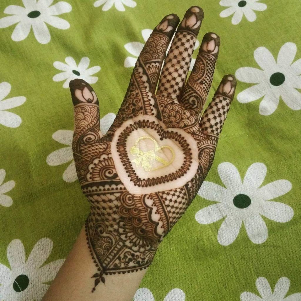 Valentine Day Special Heart Mehndi Designs - K4 Fashion