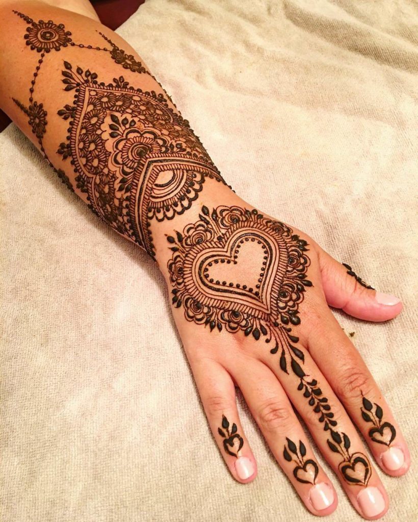 Valentine Day Special Heart Mehndi Designs - K4 Fashion