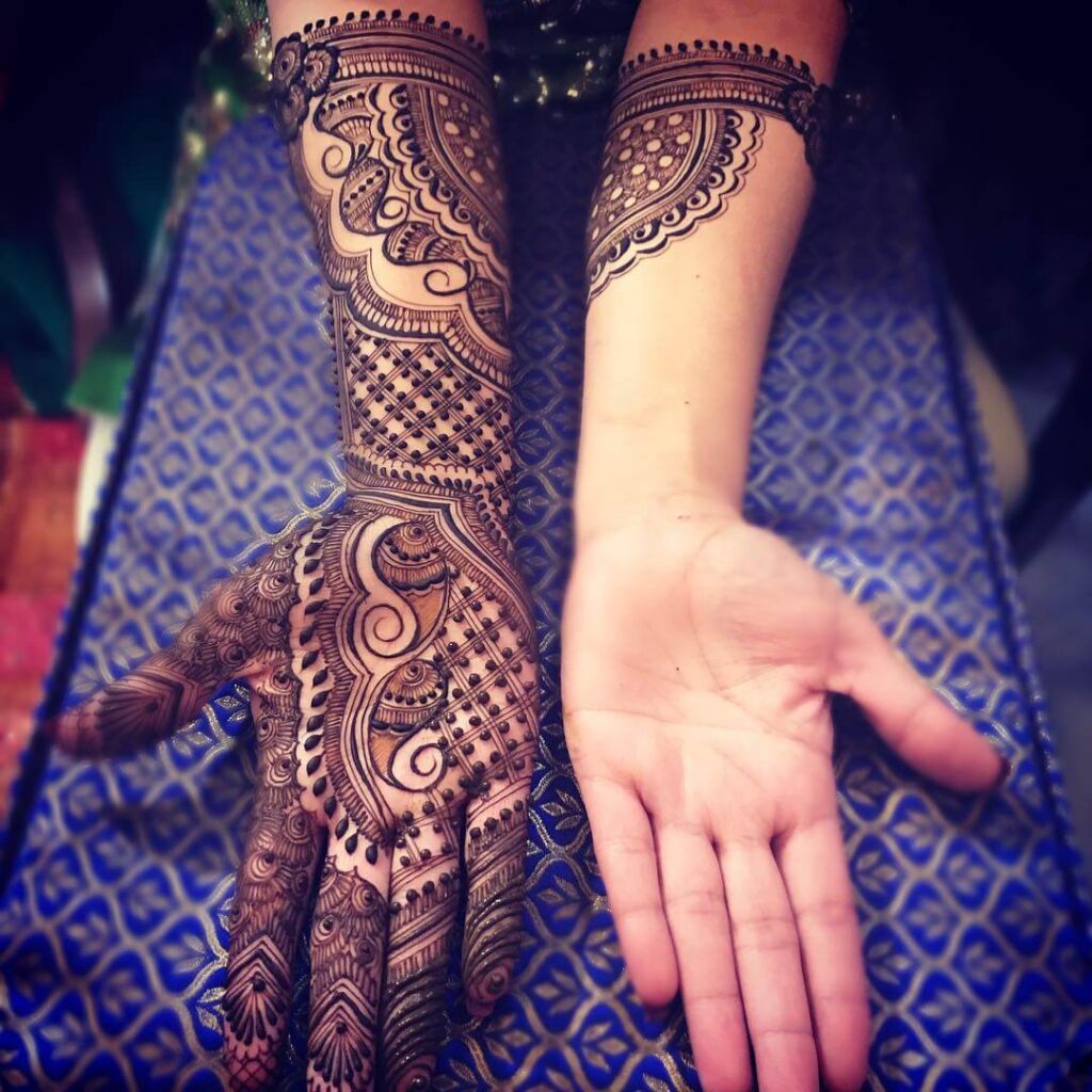 Most Loved Mehndi Designs For Front Side - K4 Fashion
