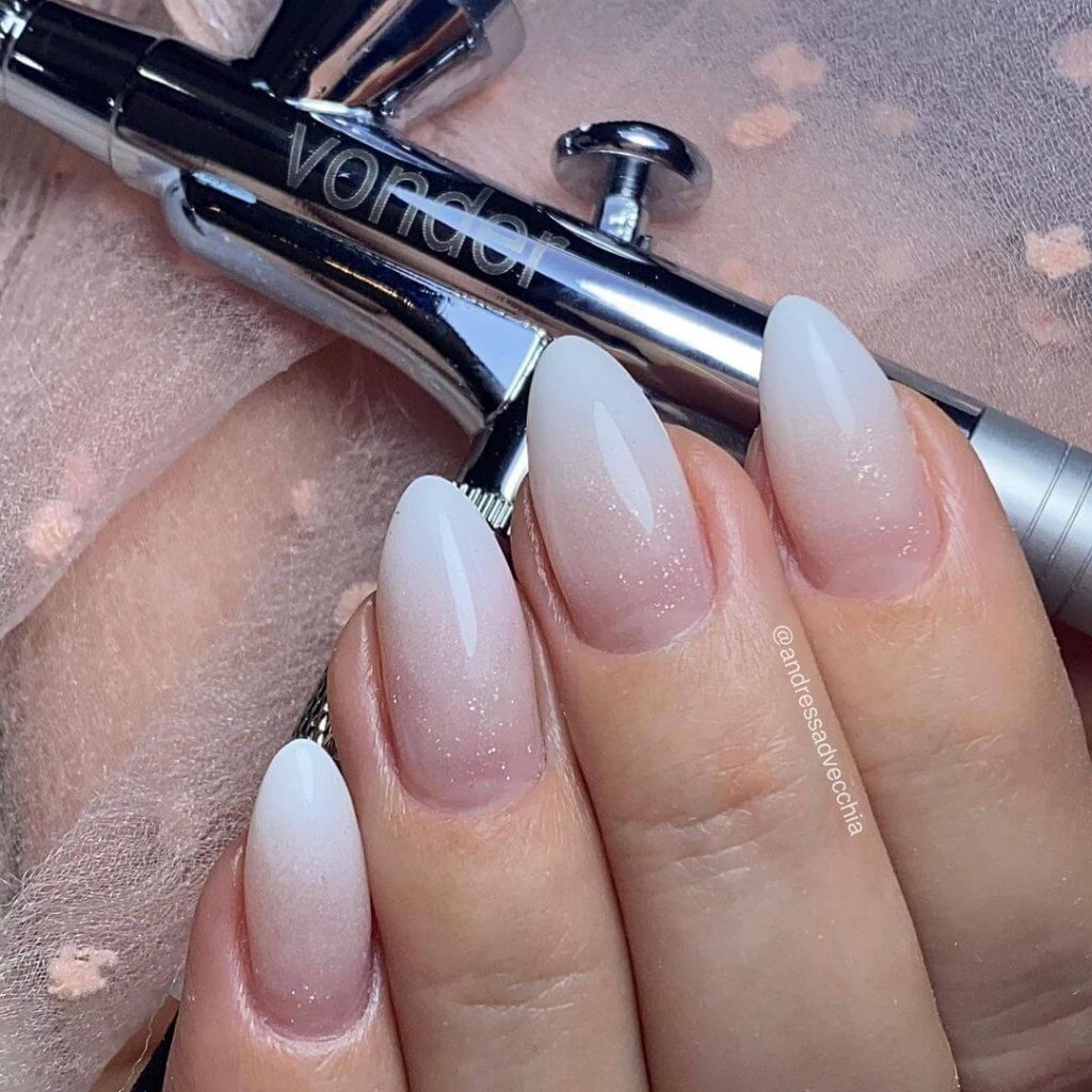 Airbrush Nail Art Designs by Professionals - K4 Fashion