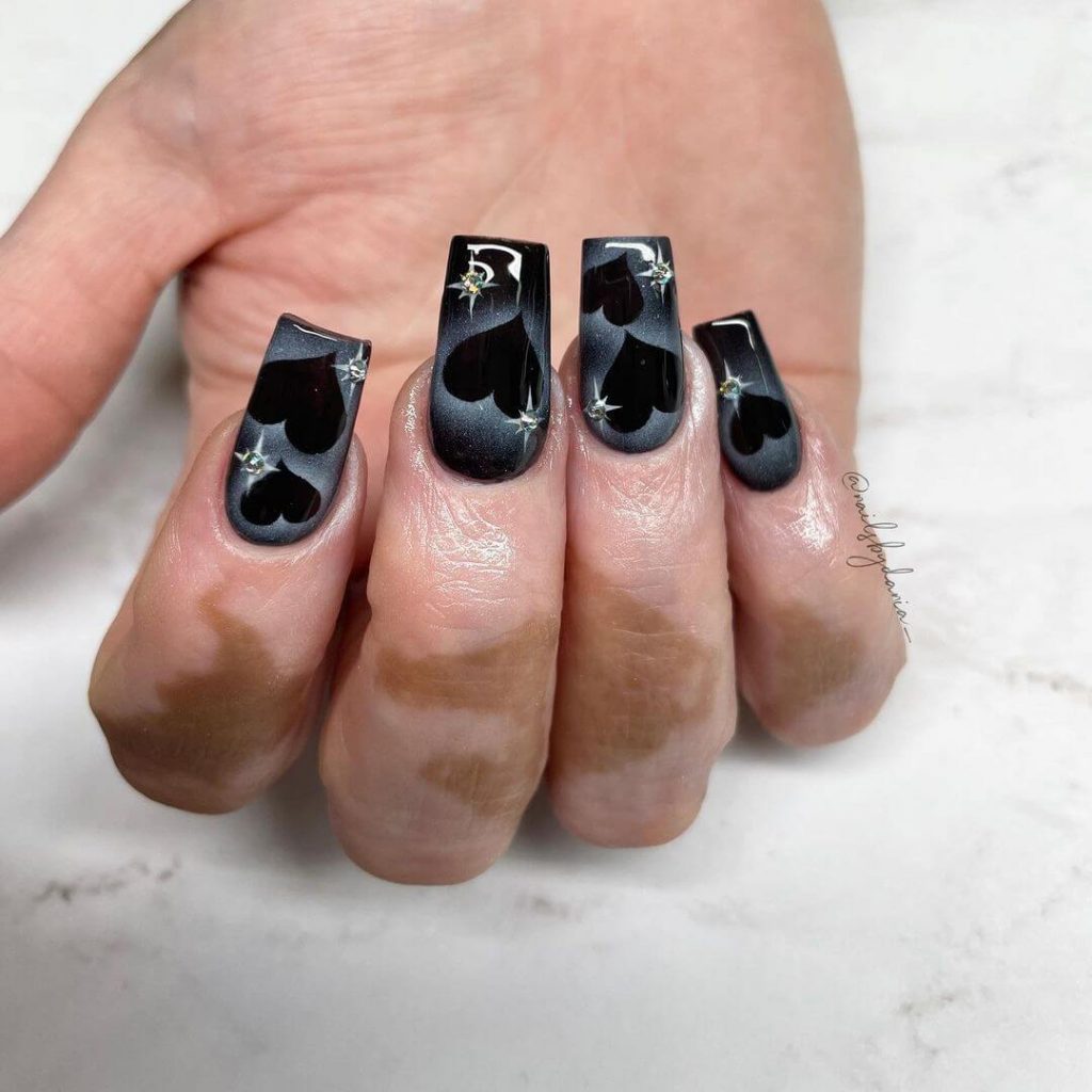 Airbrush Nail Art Designs by Professionals - K4 Fashion