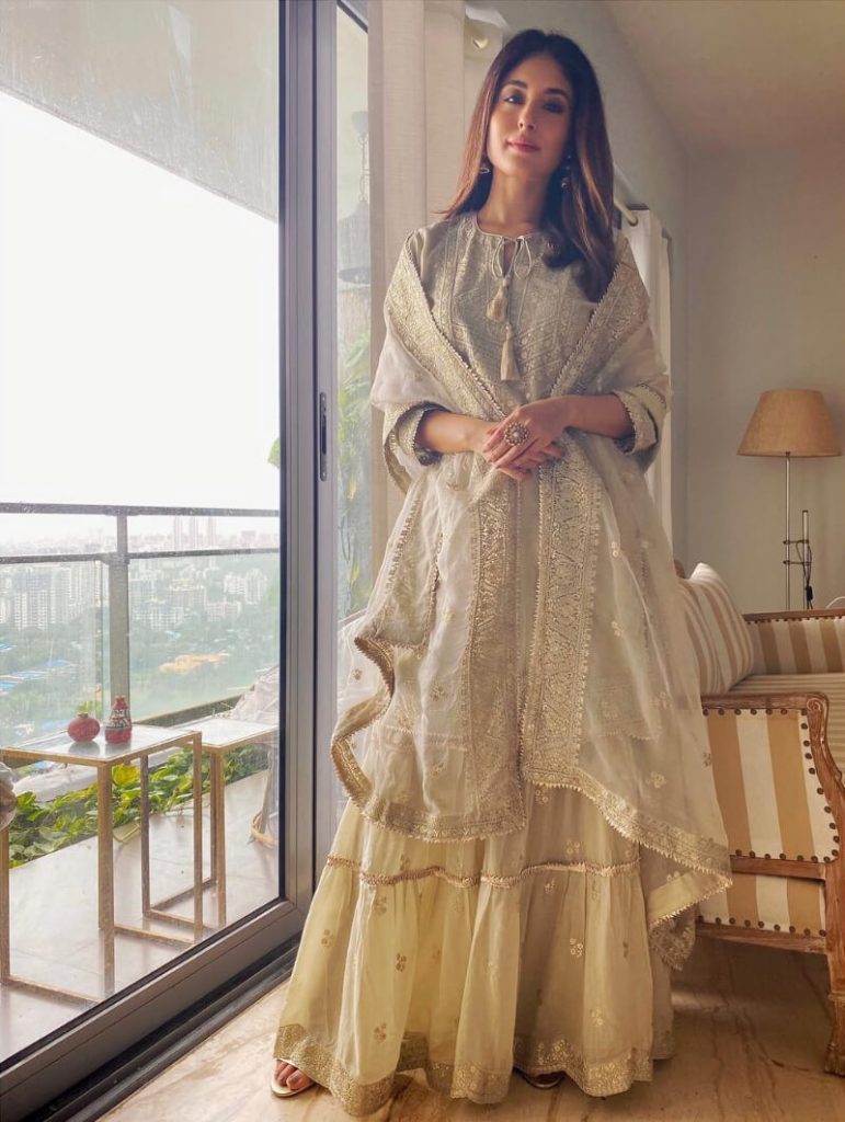 Kritika Kamra Ethnic, Traditional Outfits And Looks - K4 Fashion