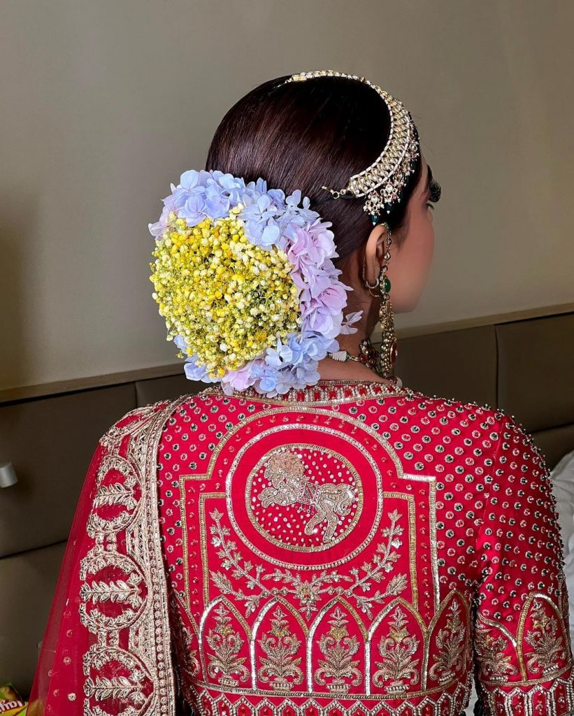Bridal Floral Bun Hairstyles And Ideas For Your Big Day - K4 Fashion