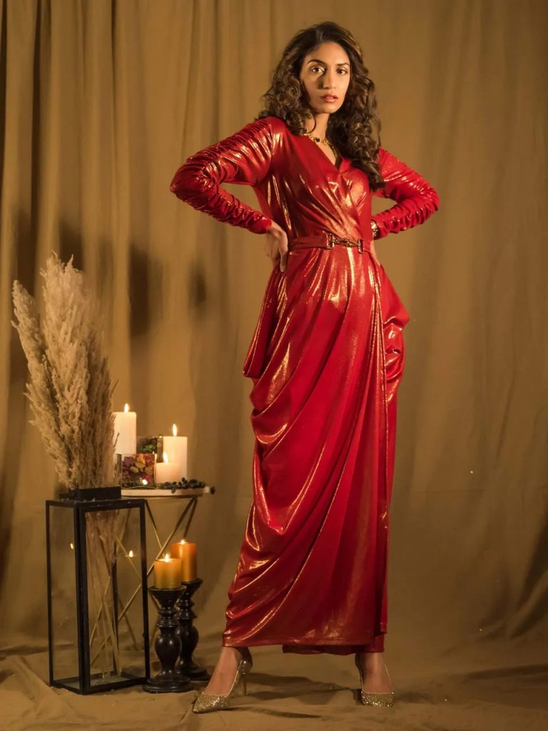 Shop Ethnic Outfits And Dresses To Glam Up Your Look - K4 Fashion