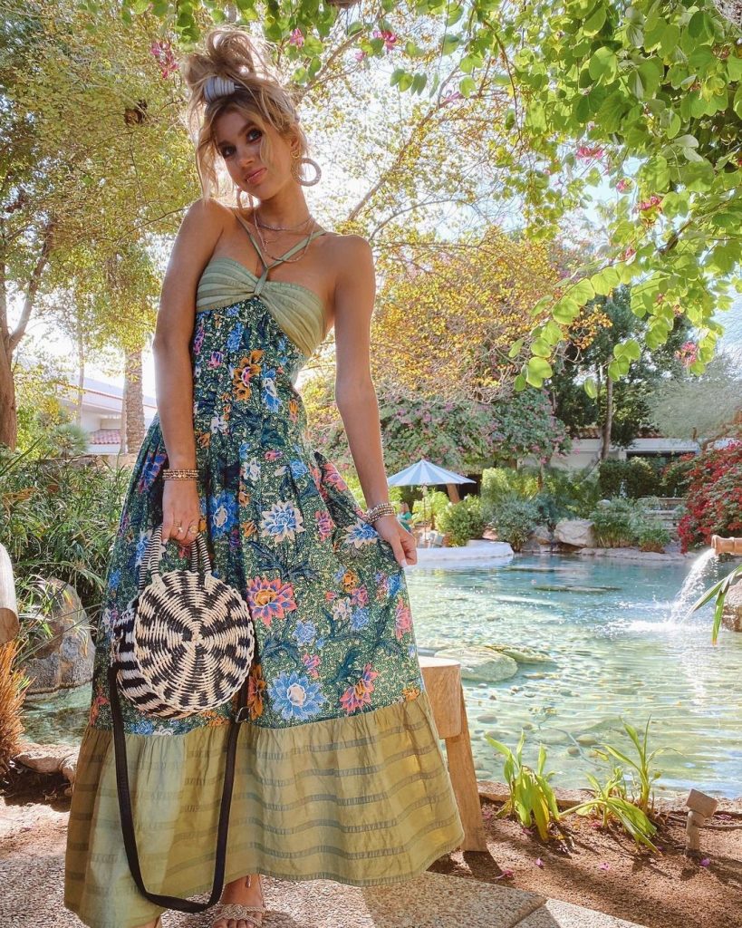 Allie DeBerry - Outfits, Style, & Looks - K4 Fashion