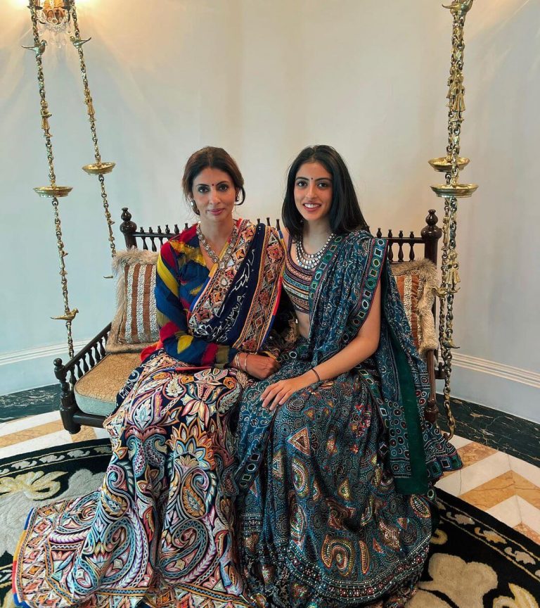 Navya Naveli Nanda's Iconic Looks Style And Outfits - K4 Fashion