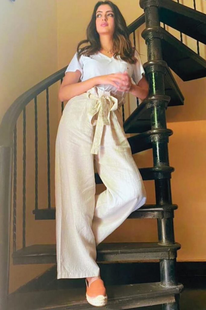 Navya Naveli Nanda's Iconic Looks Style And Outfits - K4 Fashion