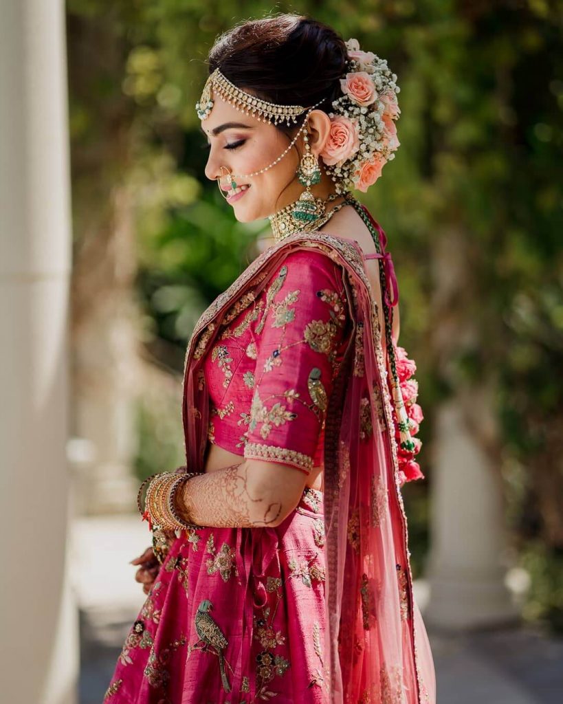 Bridal Floral Bun Hairstyles And Ideas For Your Big Day - K4 Fashion