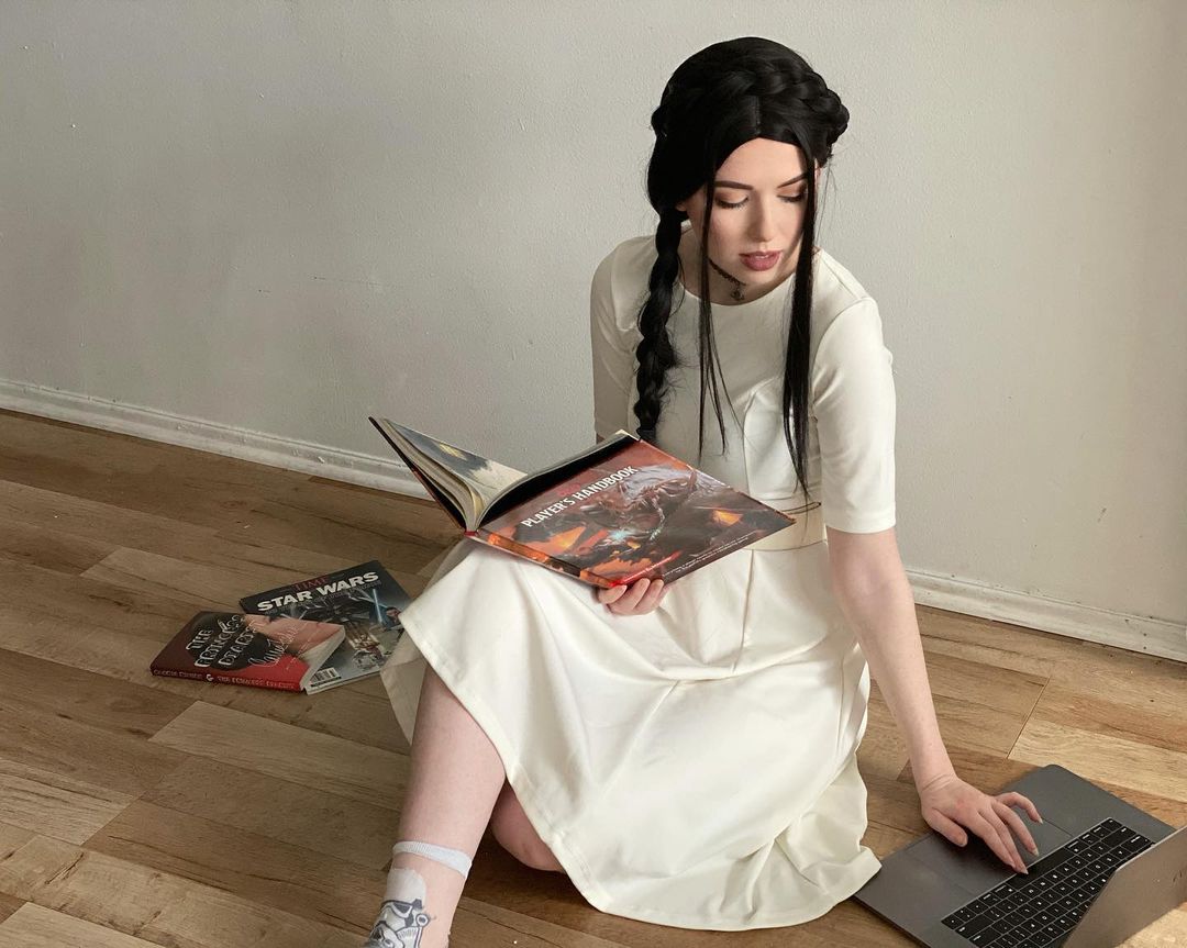 Saige Ryan - Outfits, Style, & Looks - K4 Fashion