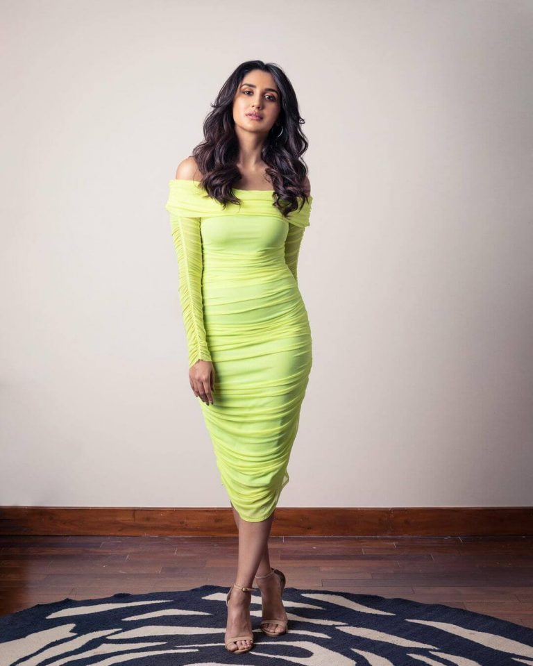 Nikita Dutta Stunning Outfits & Looks - K4 Fashion