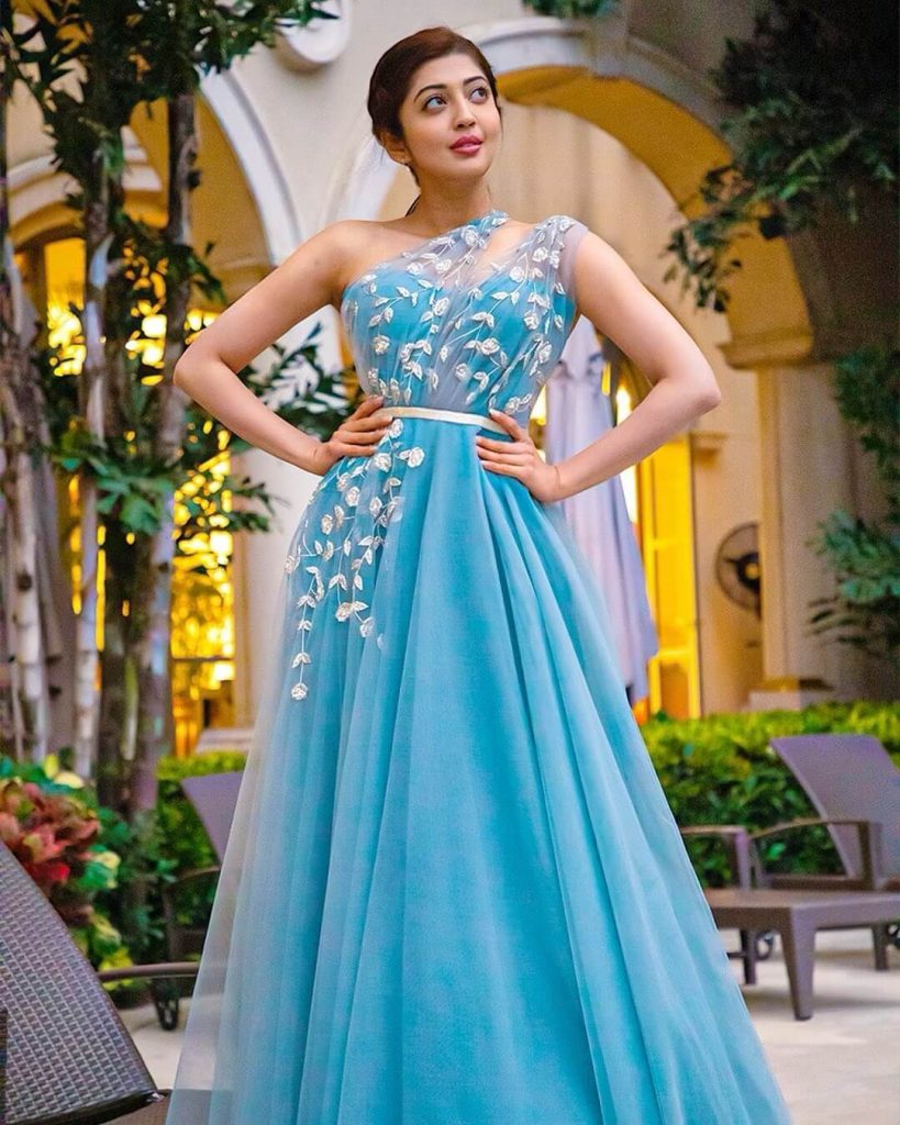 Pranitha Subhash Classy Outfits & Looks - K4 Fashion