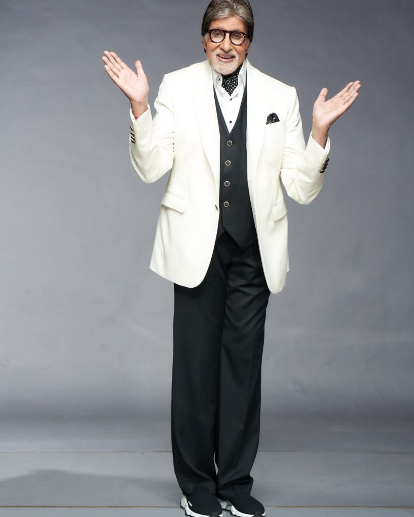 Amitabh Bachchan's Inspired Fashionable Clothing For Men Over 80 - K4 ...
