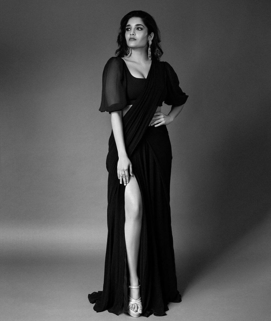 Ritika Singh Gorgeous Style And Outfits - K4 Fashion