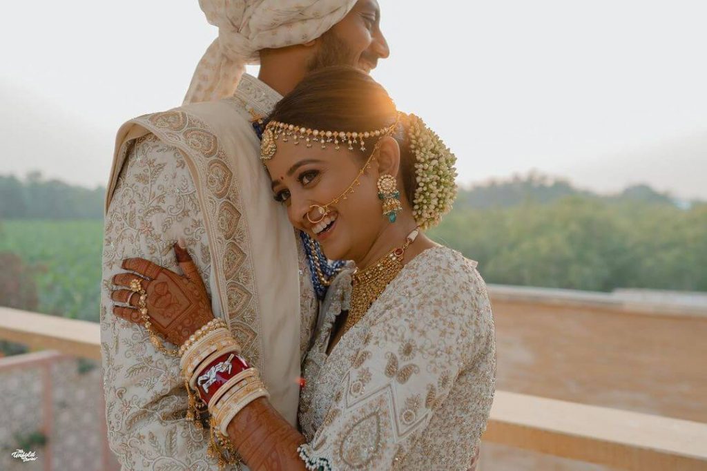Cricketer Axar Patel Got Married To His Childhood Friend Meha Patel ...