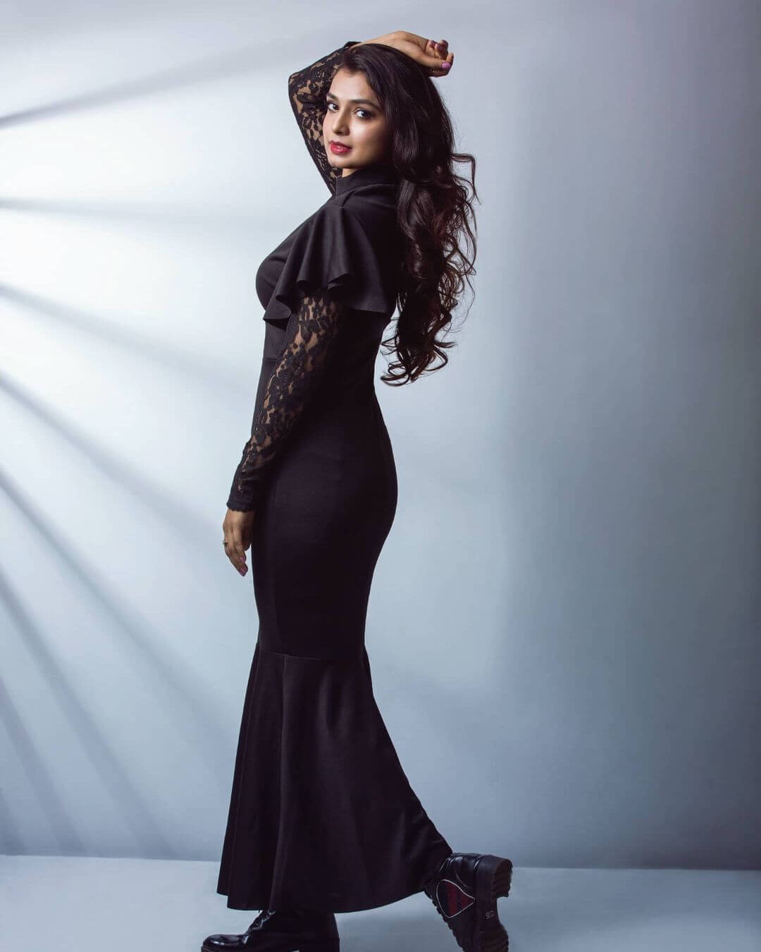 Mayuri Deshmukh Outfits, Looks And Style - K4 Fashion