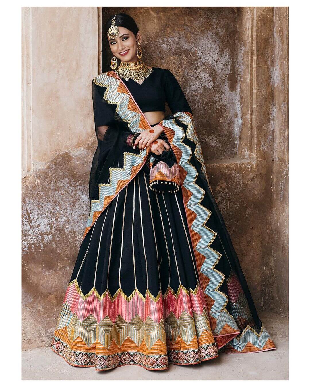 Pallavi Subhash Chic Outfits And Looks - K4 Fashion
