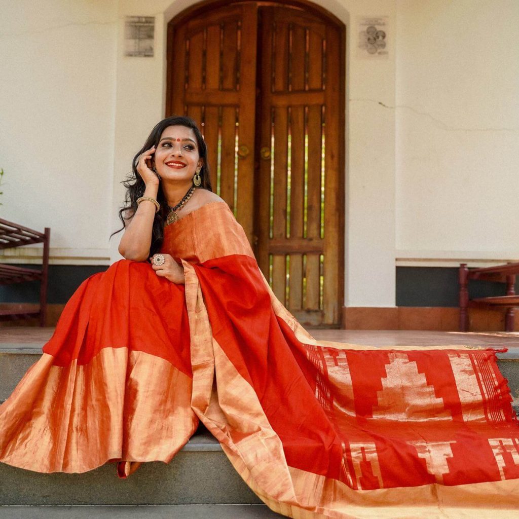 Alphy Panjikaran Elegant Outfits And Looks - K4 Fashion