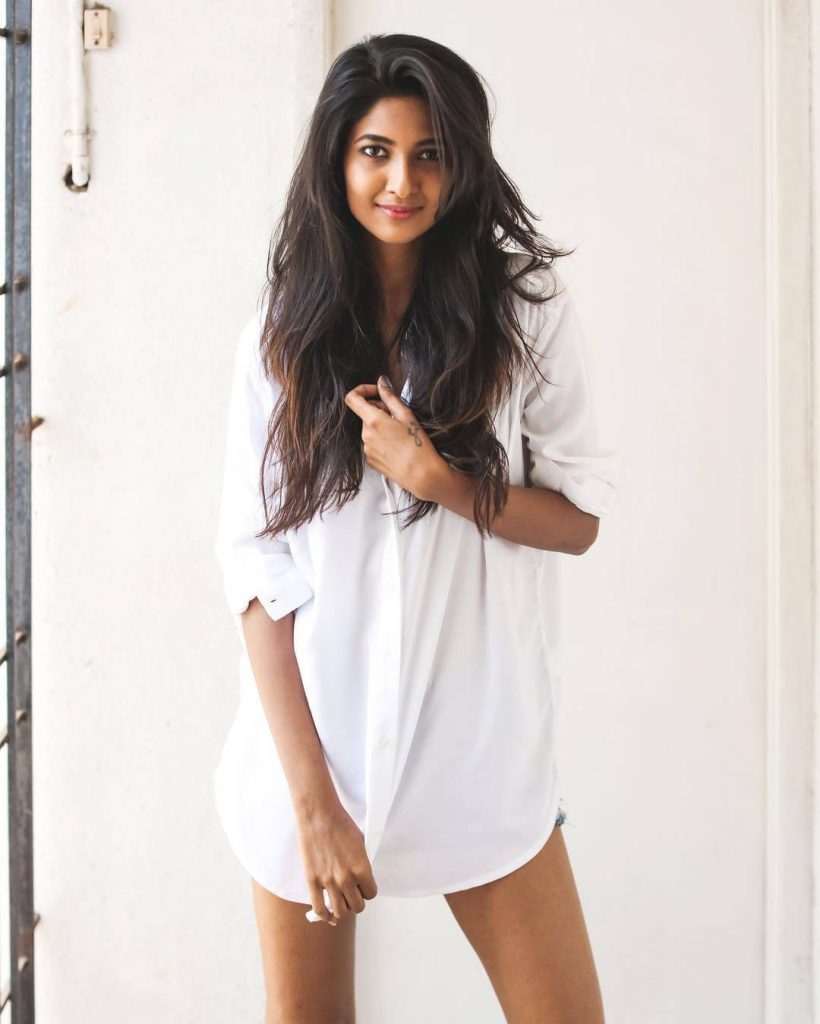 Keerthi Pandian Outfits That Make You Look Perfect - K4 Fashion