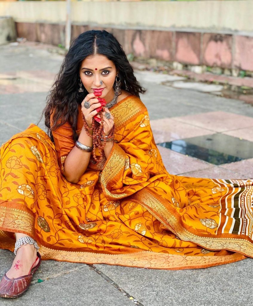 South Actress Pooja Jhaveri Heart Throbbing Outfits - K4 Fashion