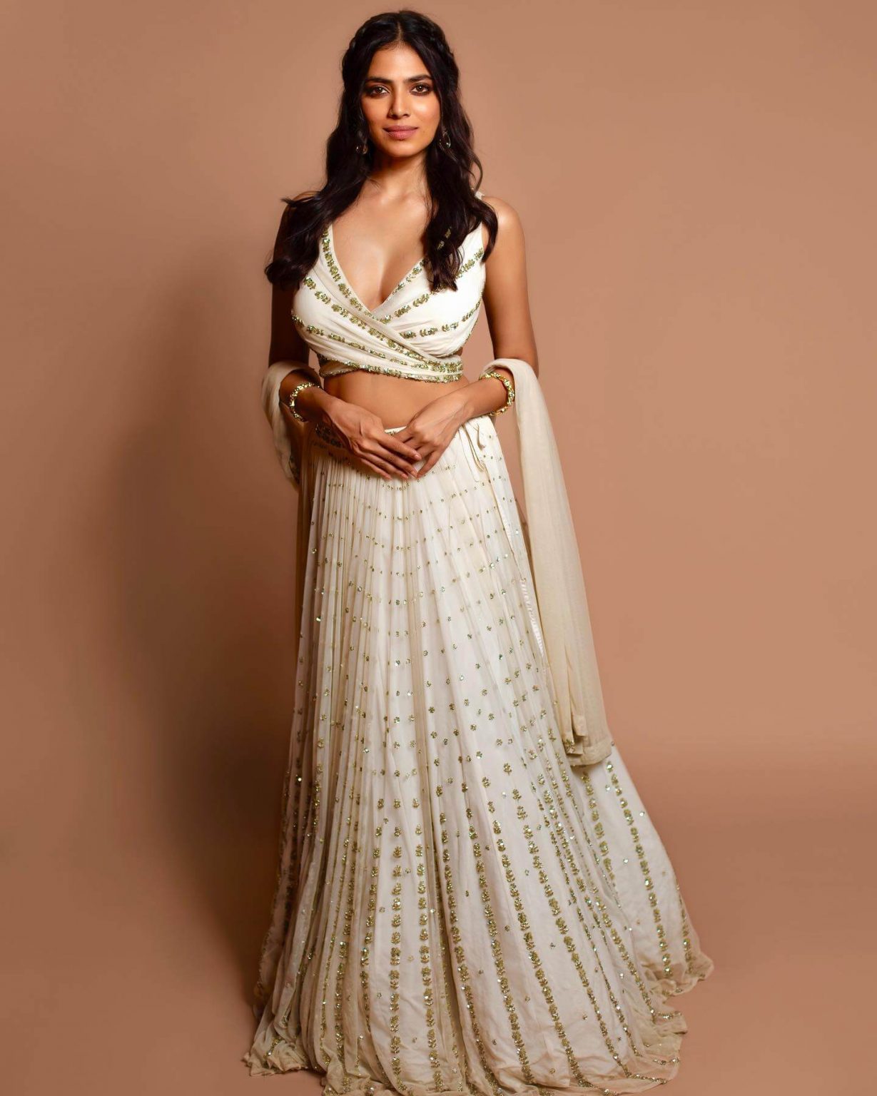 Malavika Mohanan Tempting Outfits And Looks - K4 Fashion