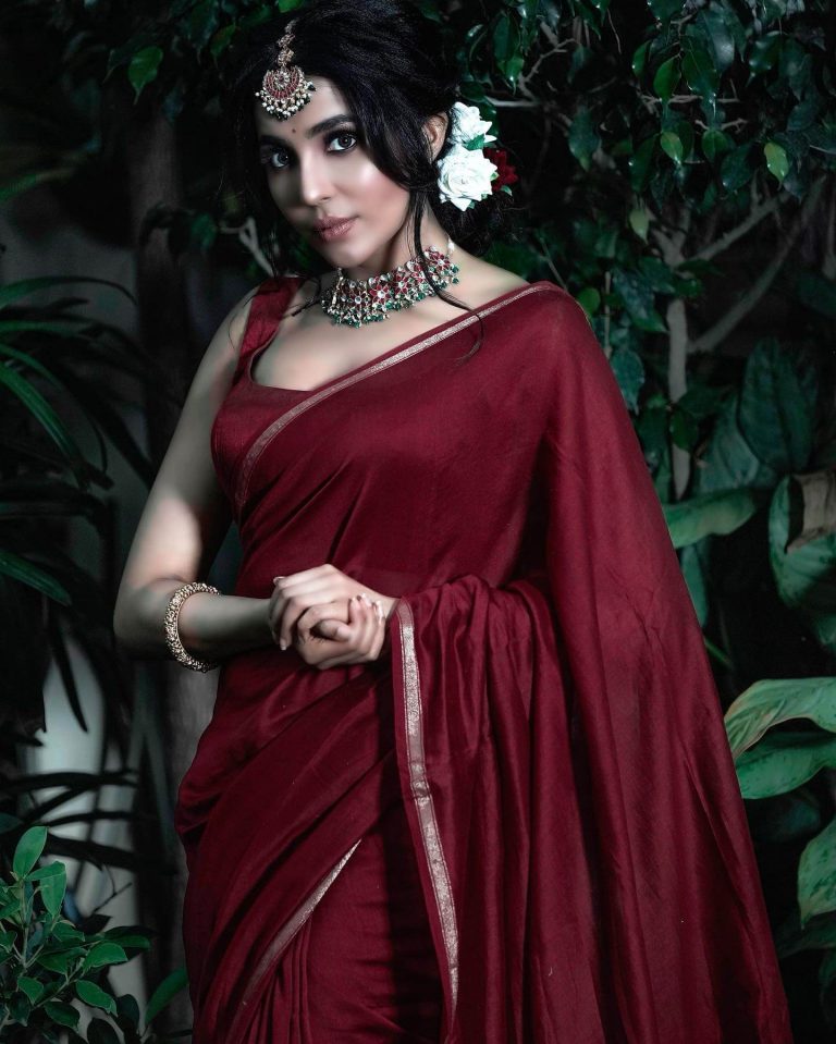Parvati Nair Enchanting Traditional Outfits And Looks - K4 Fashion