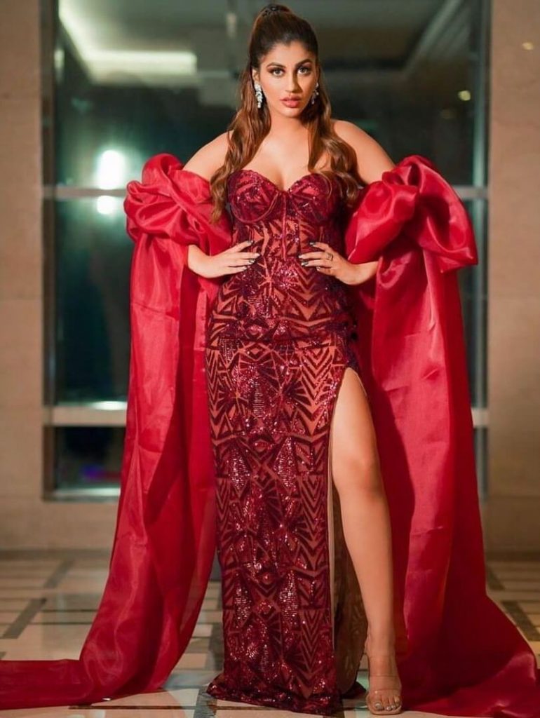 Yashika Aannand Glamorous Outfits And Looks - K4 Fashion