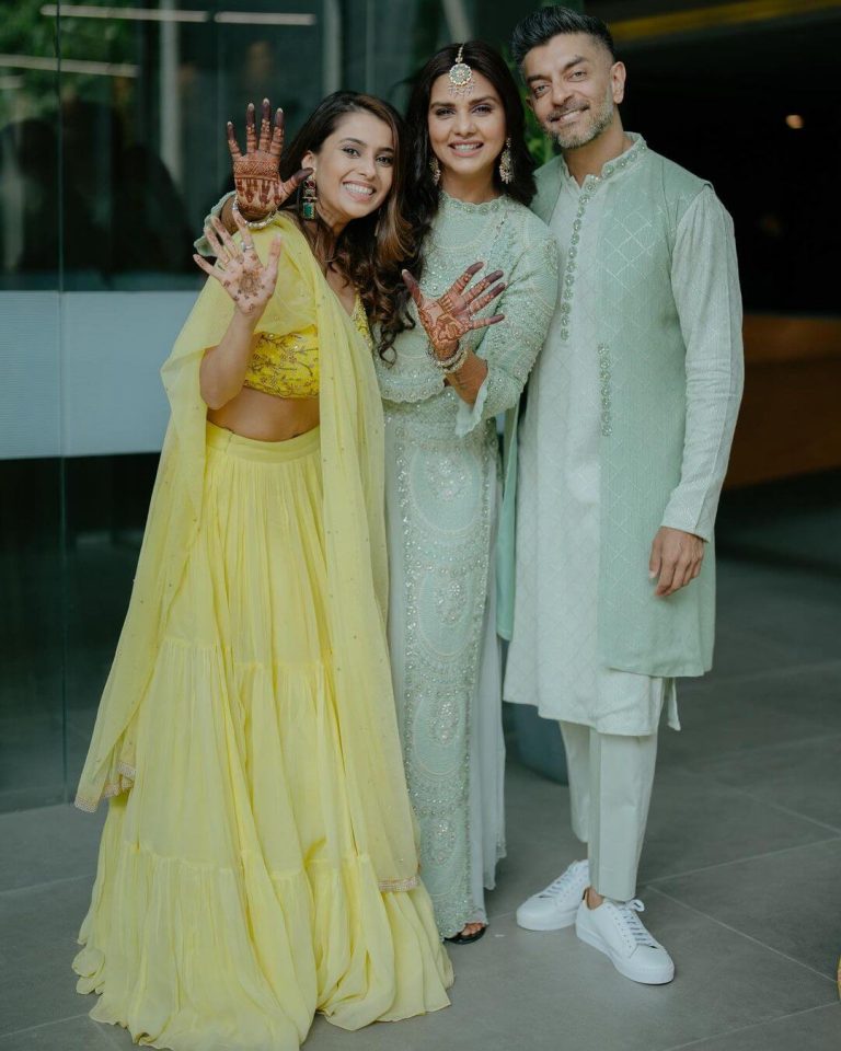 Dalljiet Kaur And Nikhil Patel's Wedding Pics - K4 Fashion