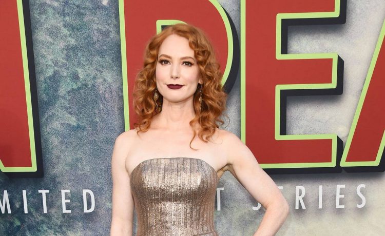 Alicia Witt - Outfits, Style, and Looks - K4 Fashion