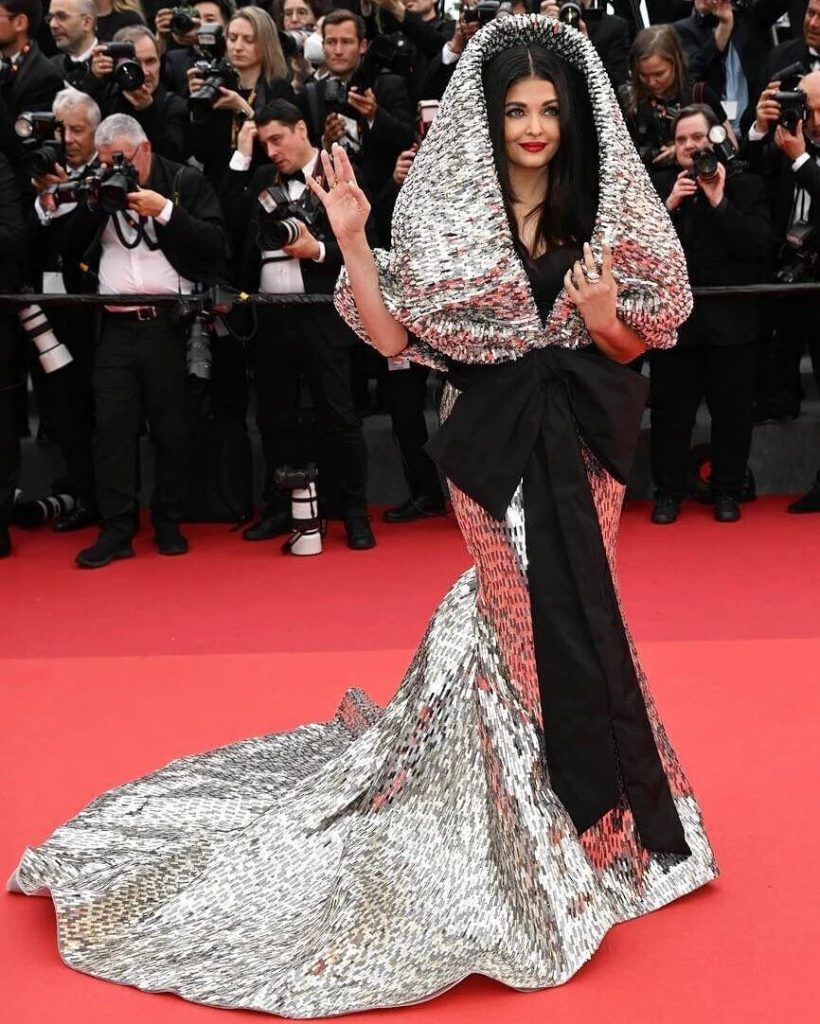 Aishwarya Rai walked the red carpet in a Sophie Couture shimmering ...