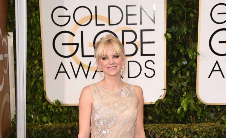 Anna Faris - Outfits, Style, And Looks - K4 Fashion
