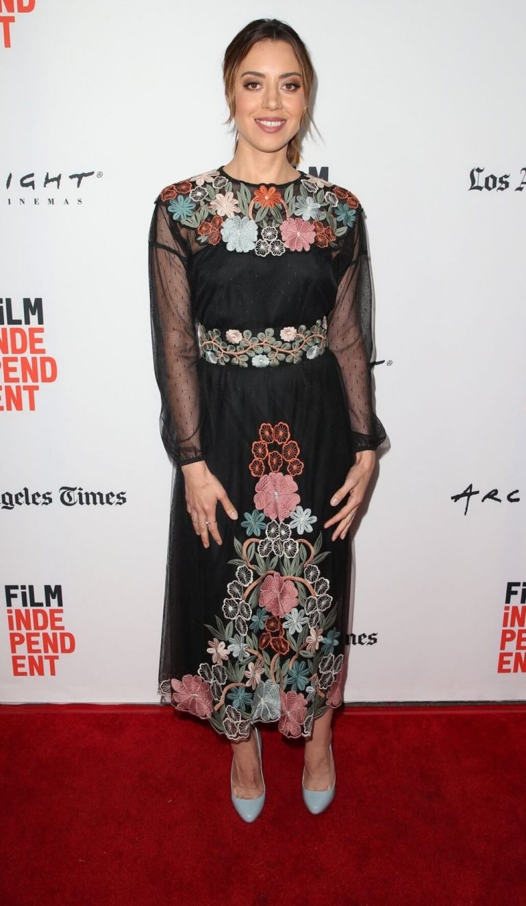 Aubrey Plaza - Outfits, Style, And Looks - K4 Fashion