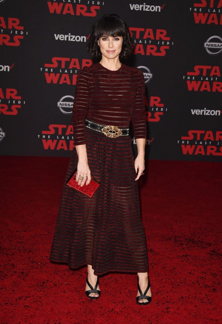 Constance Zimmer's Sophisticated Outfits, Style, and Looks - K4 Fashion