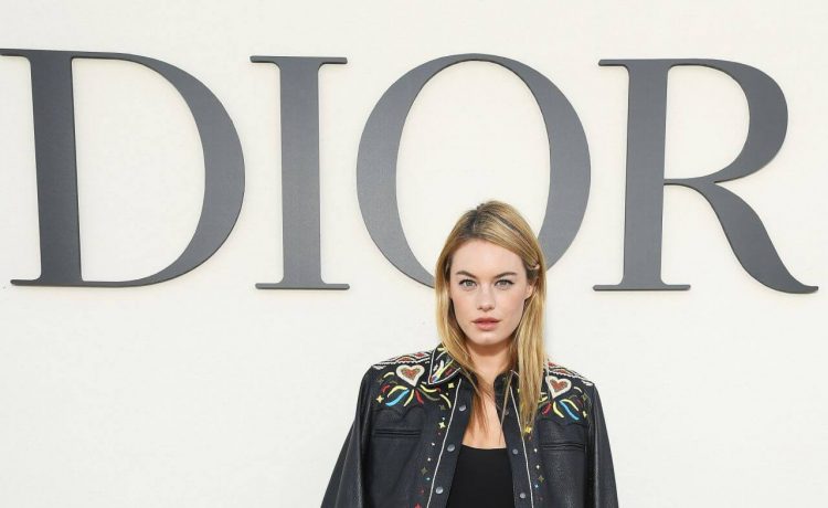 Camille Rowe - Outfits, Style, And Looks - K4 Fashion
