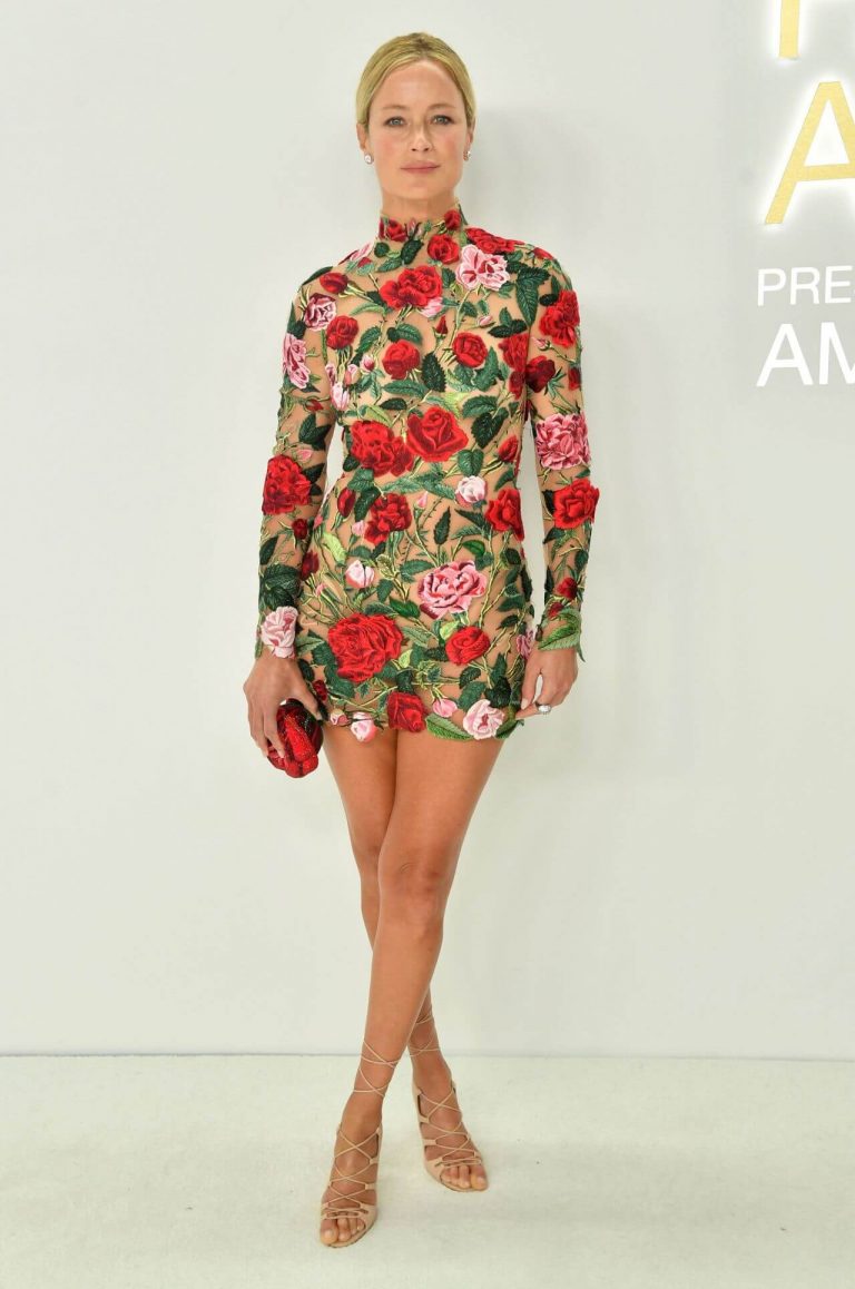 Carolyn Murphy - Outfits , Style and Looks - K4 Fashion
