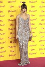 Chloe Lewis's Radiant Red Carpet Style - K4 Fashion