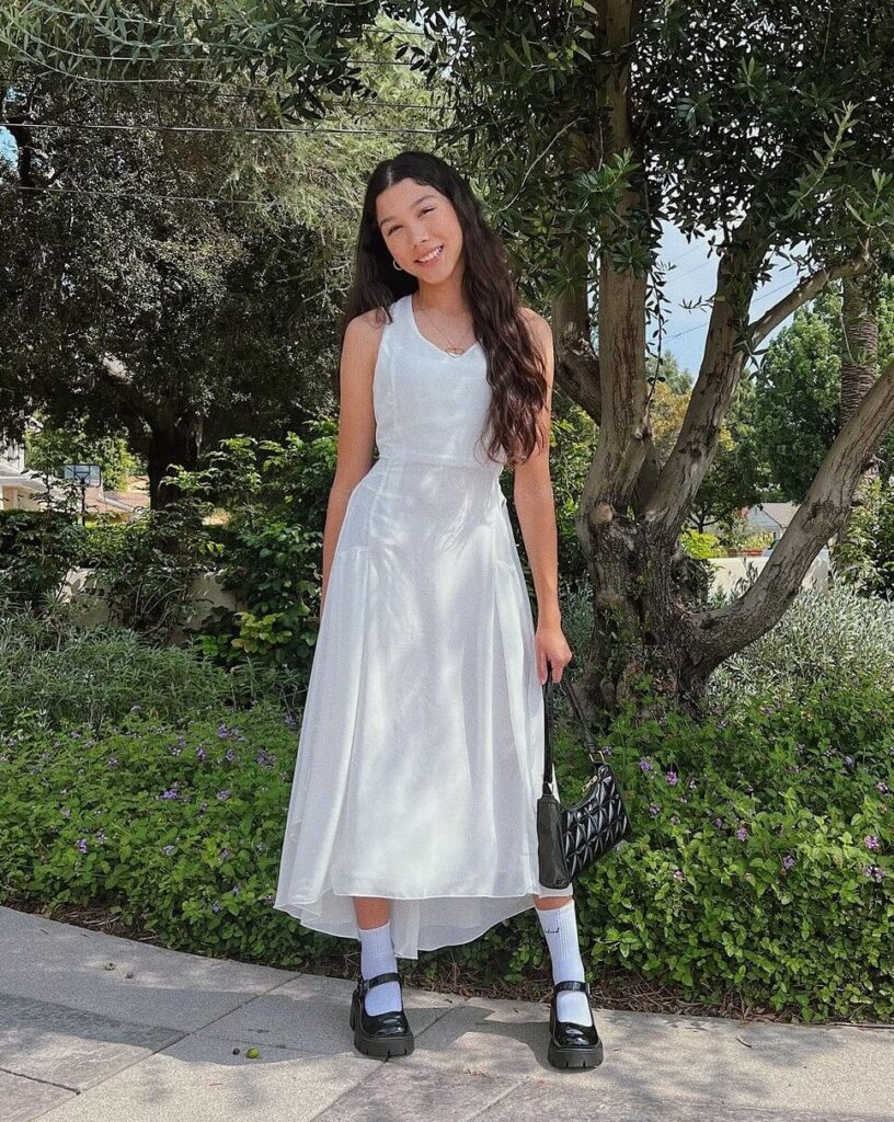 Txunamy Ortiz Stuns Stylish Outfits and Versatile Look - K4 Fashion