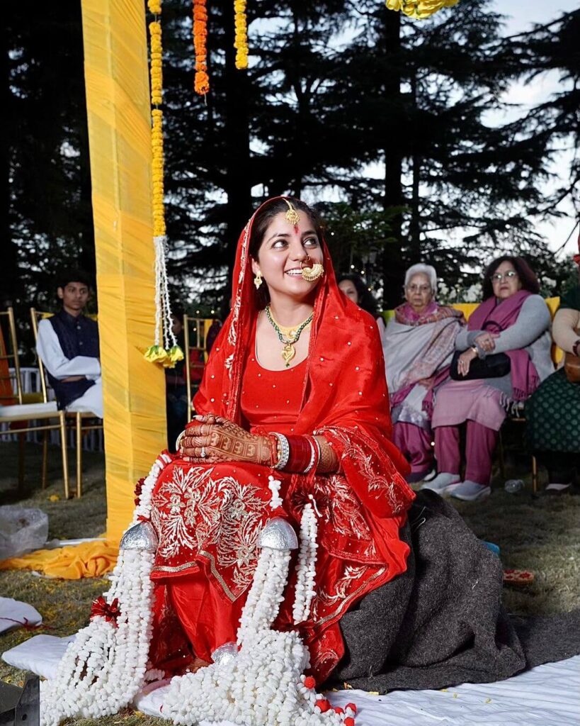 Actor Neha Bagga Ties The Knot With Youtuber Resty Kamboj In An ...