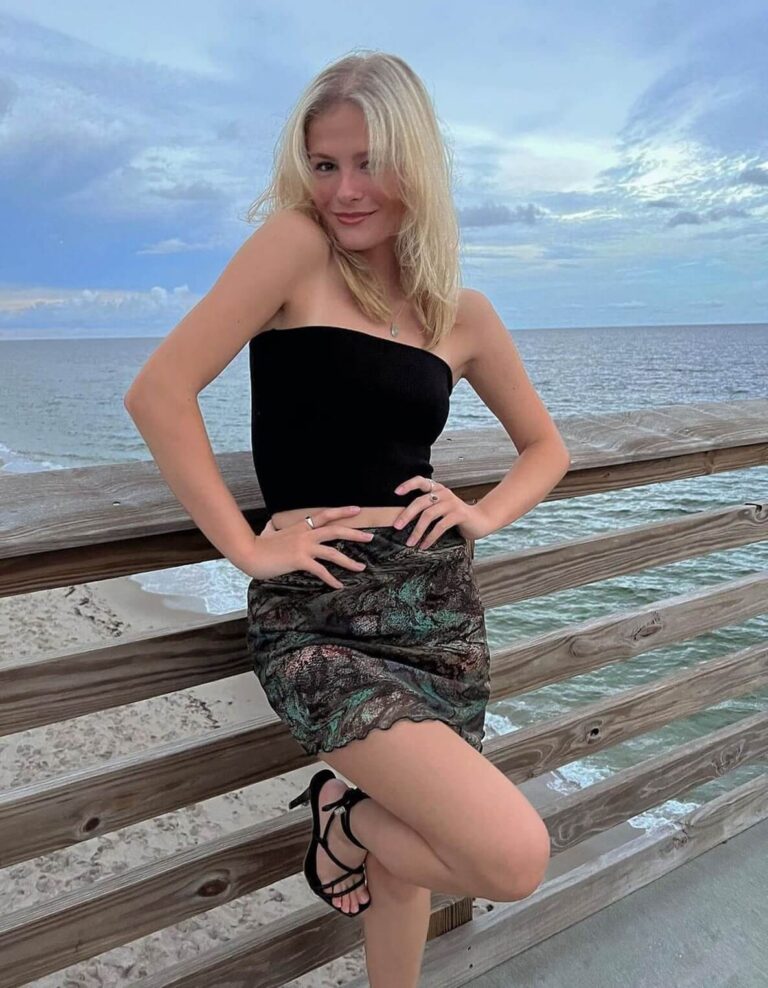 Darci Lynne Farmer's Chic Fashion Trends Closet - K4 Fashion