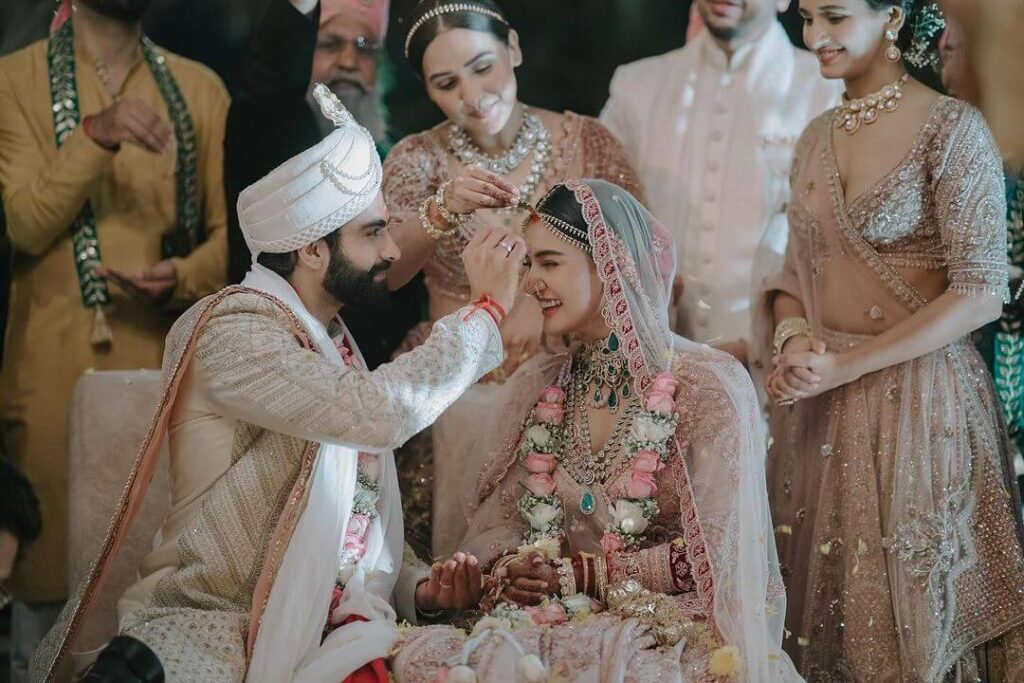 Dancer-Actor Mukti Mohan Ties Knot With Kunal Thakur, Shares First Pics ...