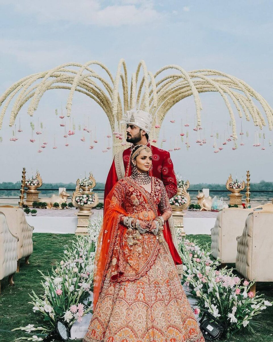 Ishqbaaz Fame TV Actress Shrenu Parikh and Akshay Mhatre's Wedding ...