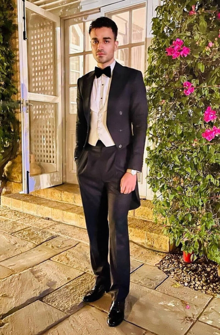 Sachal Afzal Making Sophisticated Fashion Statements - K4 Fashion