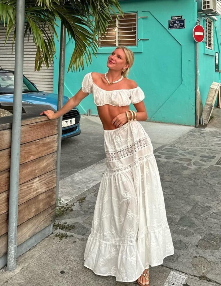 Acquired Style's Glamorous Chic Fashion Trends Ideas - K4 Fashion