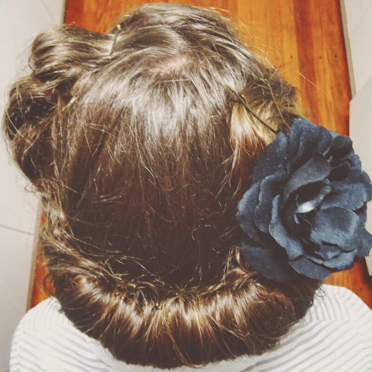 Elegant Gibson Tuck Hairstyle Tutorials - K4 Fashion